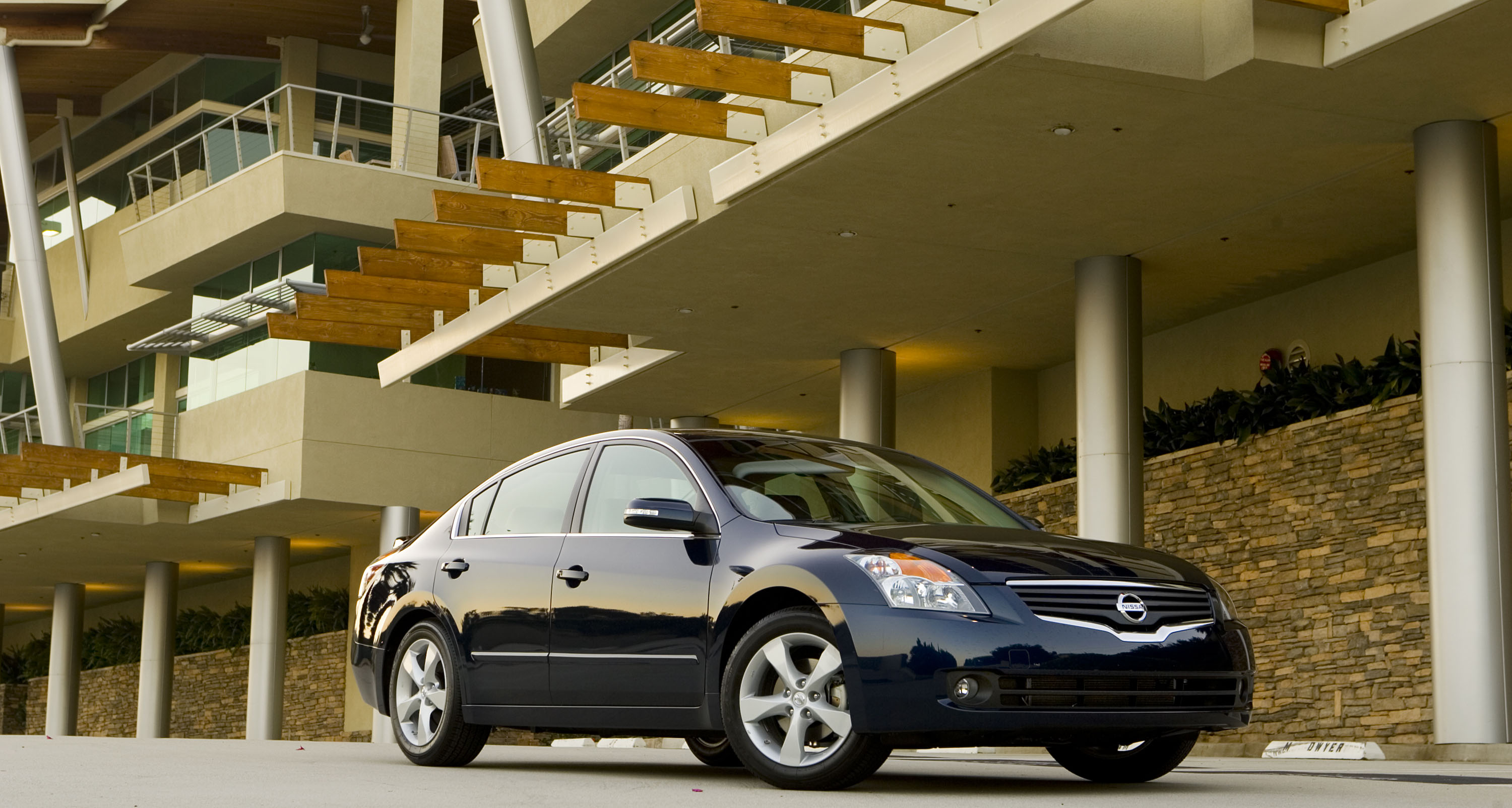 2009 Nissan Altima Sedan - HD Pictures @ carsinvasion.com