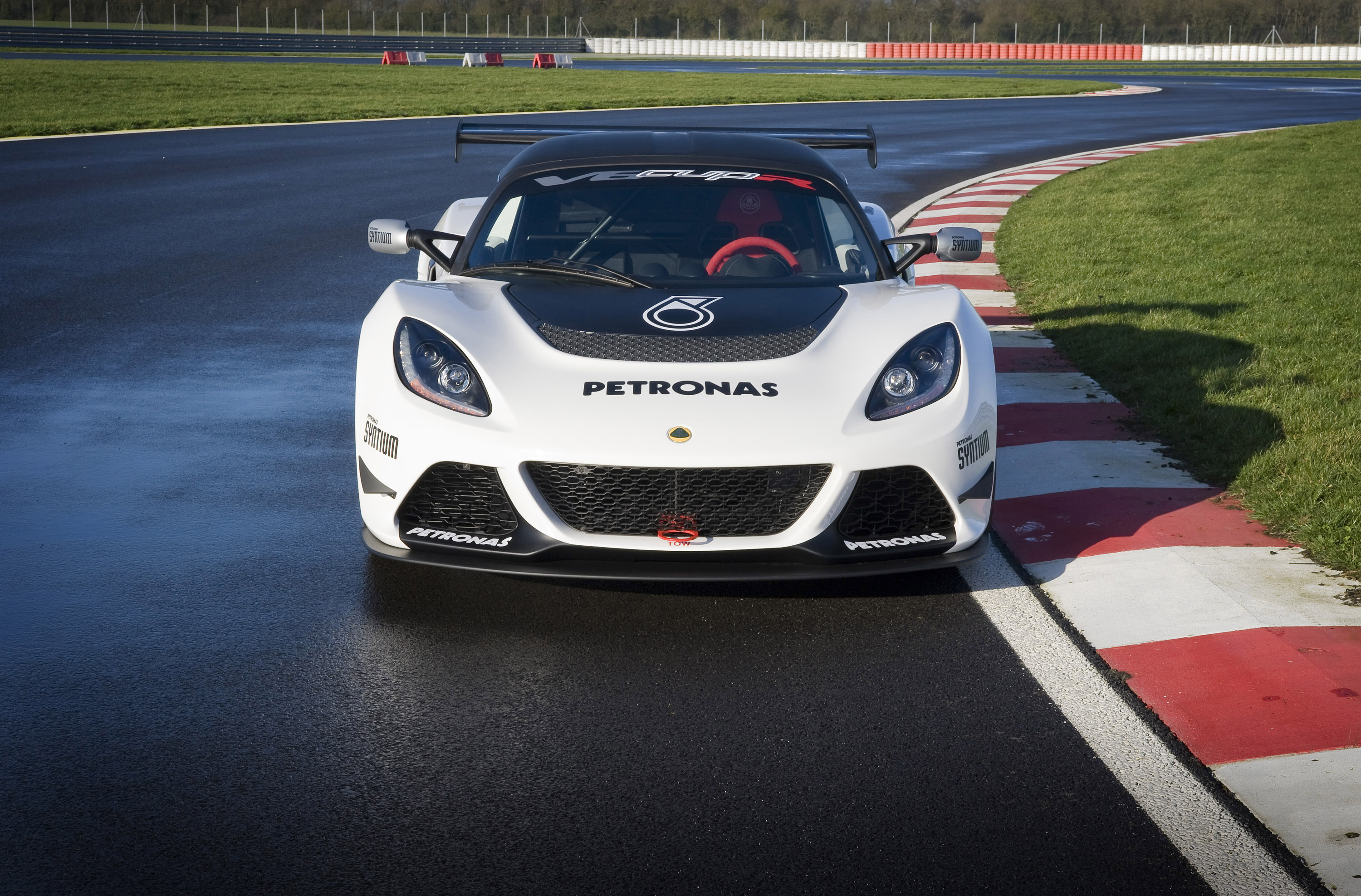 2013 Lotus Exige V6 Cup R - HD Pictures @ carsinvasion.com