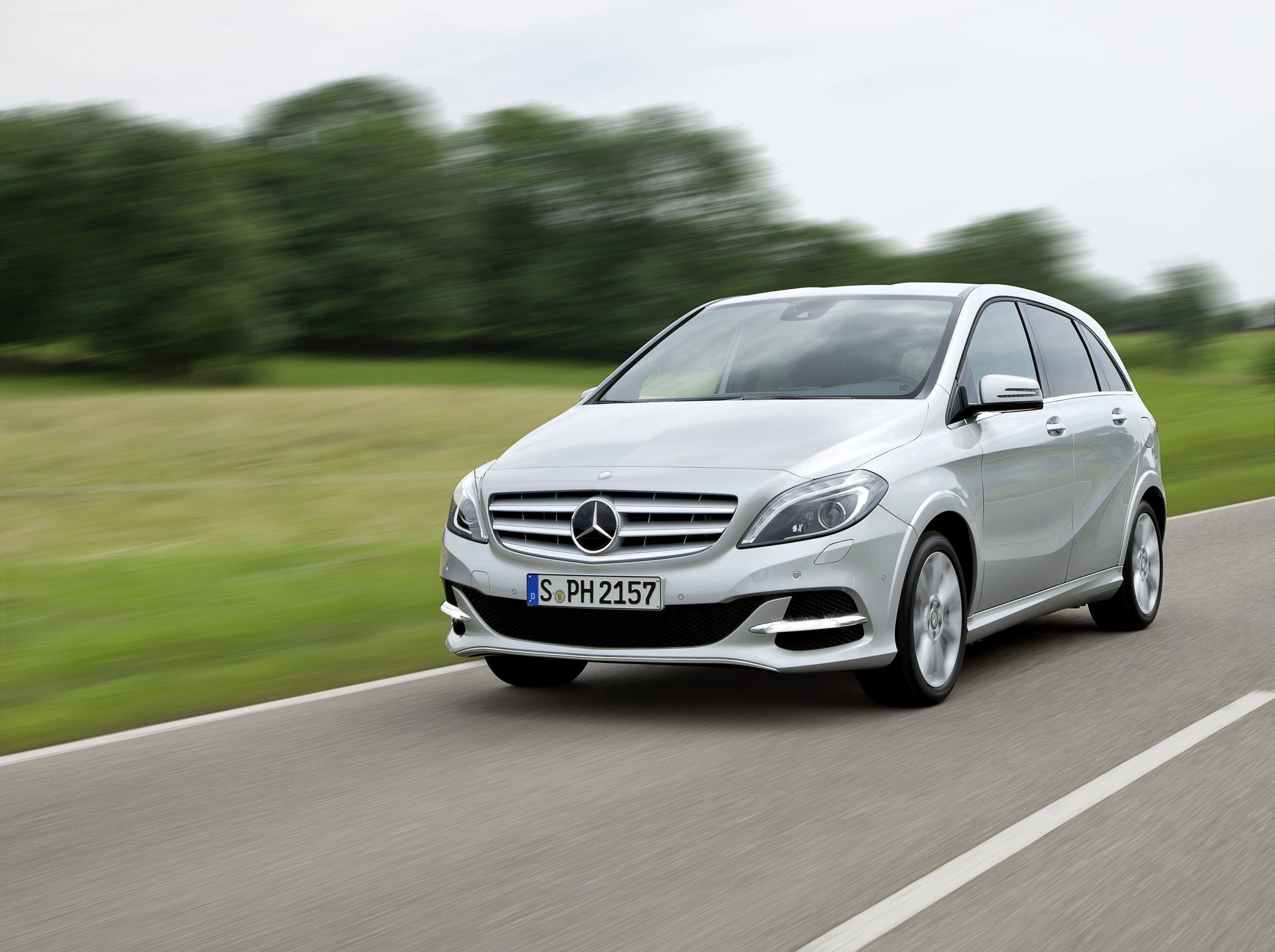 2013 Mercedes-Benz B200 Natural Gas Drive - HD Pictures @ carsinvasion.com