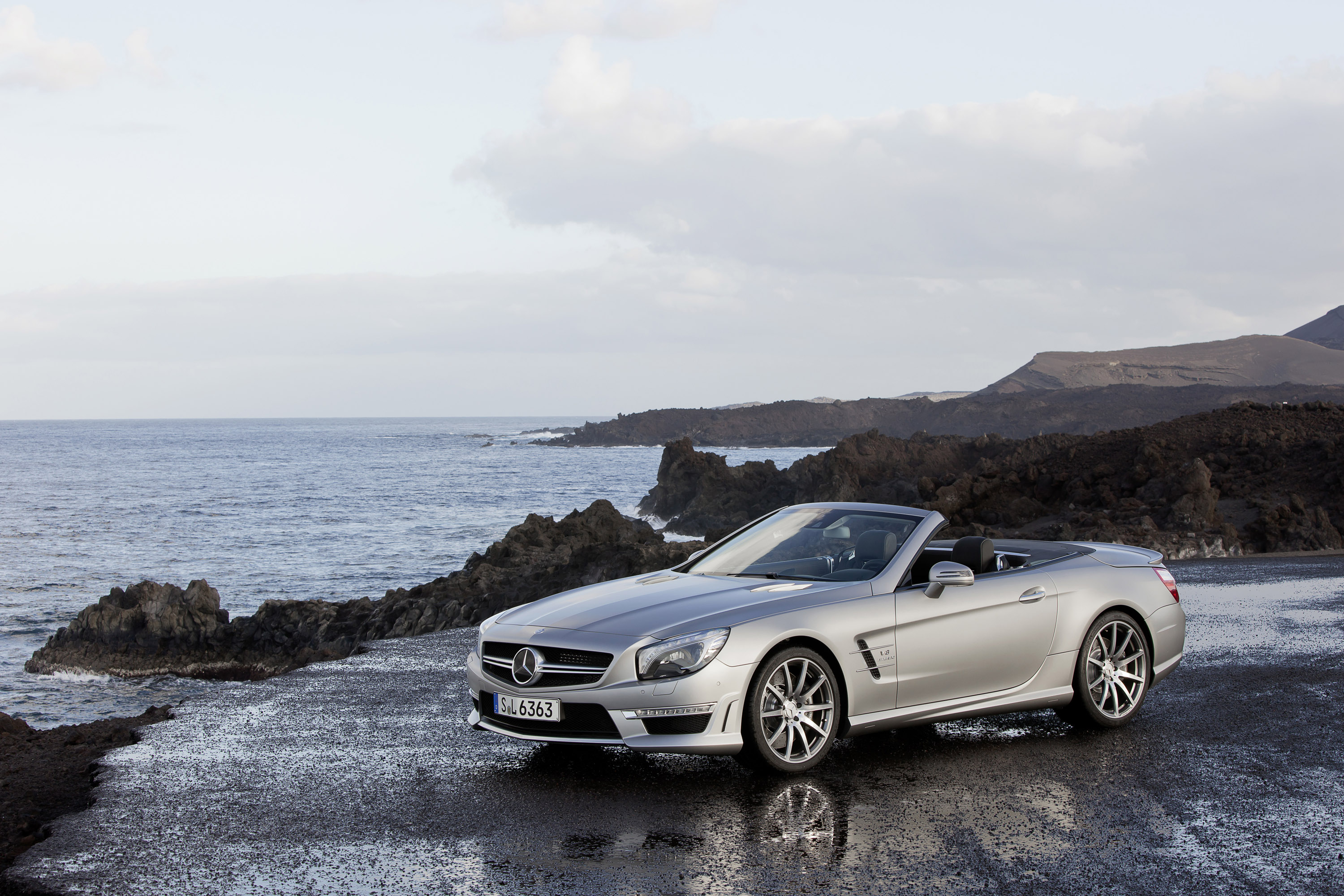 2013 Mercedes-Benz SL63 AMG - HD Pictures @ carsinvasion.com