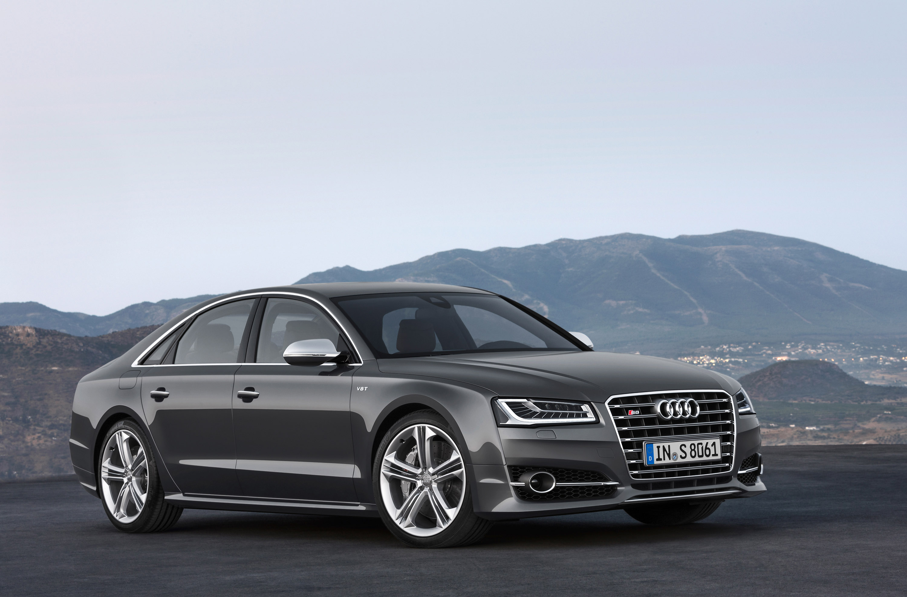 2014 Audi A8 - HD Pictures @ carsinvasion.com