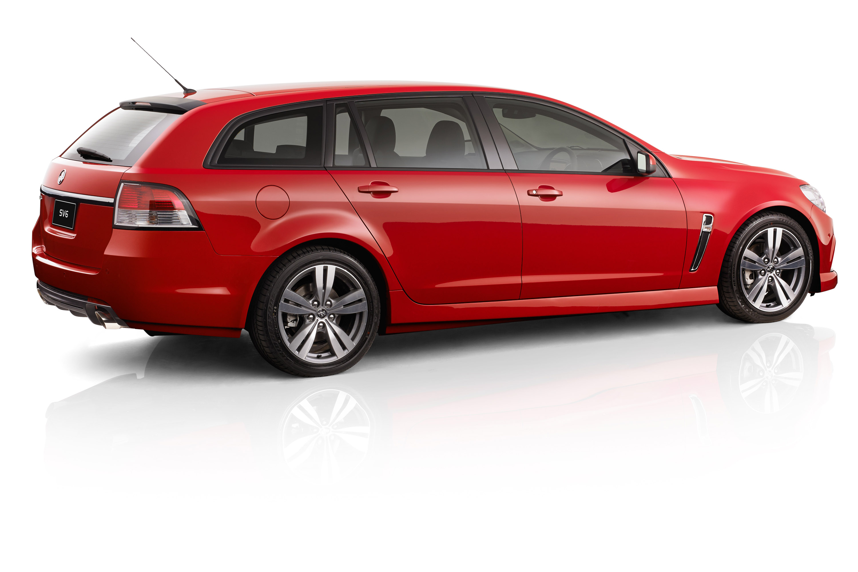 2014 Holden VF Commodore Sportwagon SV6 - HD Pictures @ carsinvasion.com