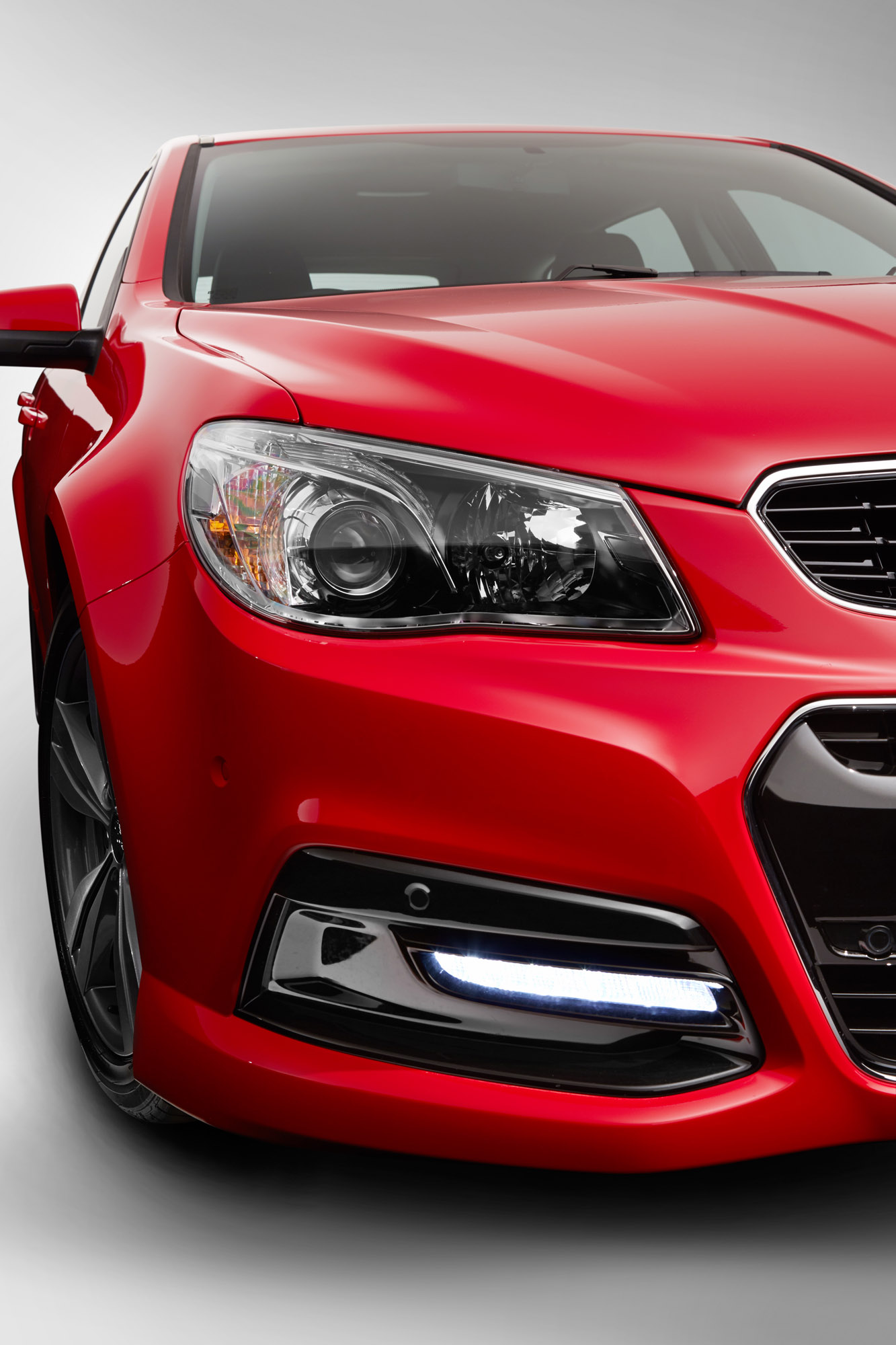 2014 Holden VF Commodore Sportwagon SV6 - HD Pictures @ carsinvasion.com