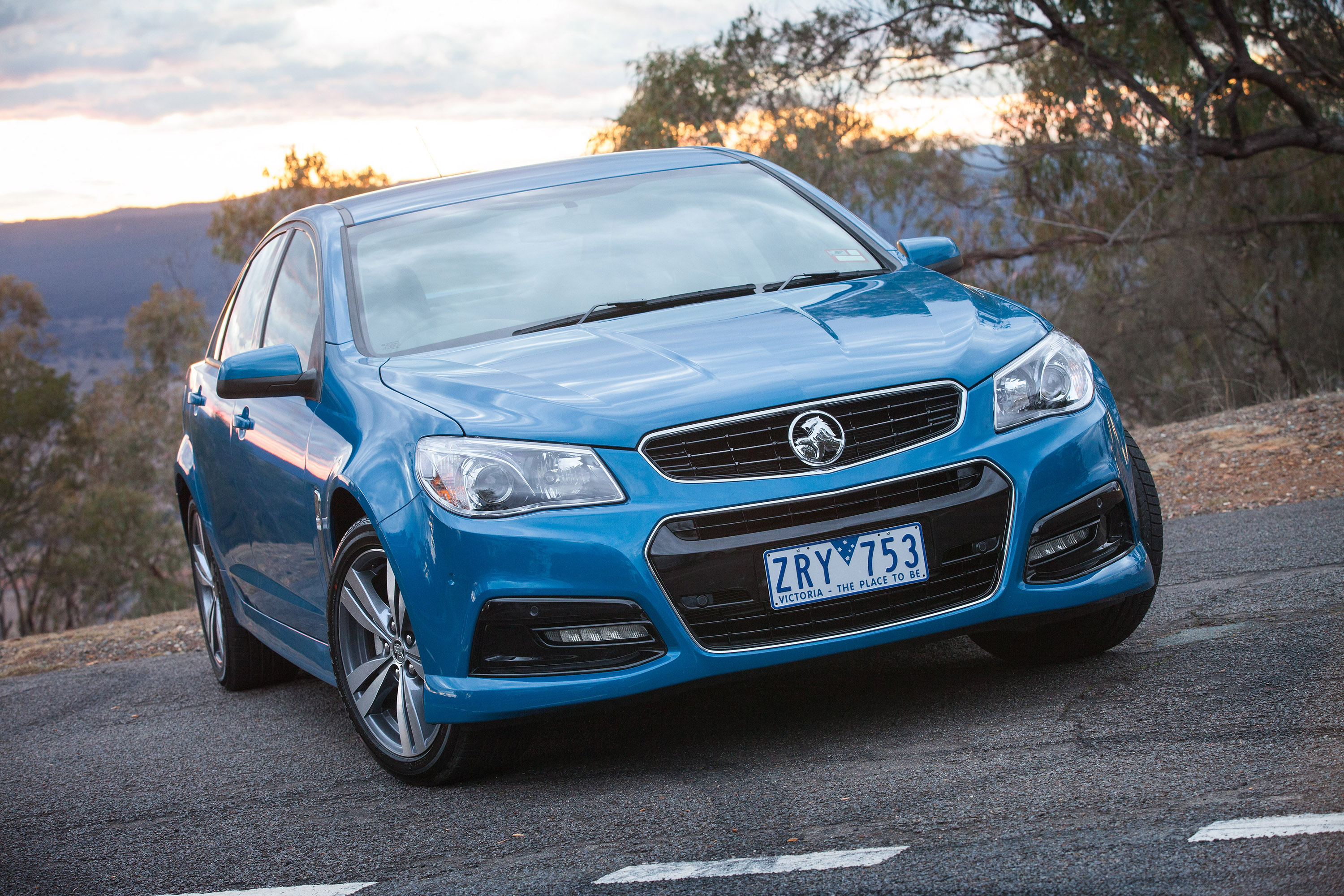 2014 Holden VF Commodore SV6 - HD Pictures @ carsinvasion.com