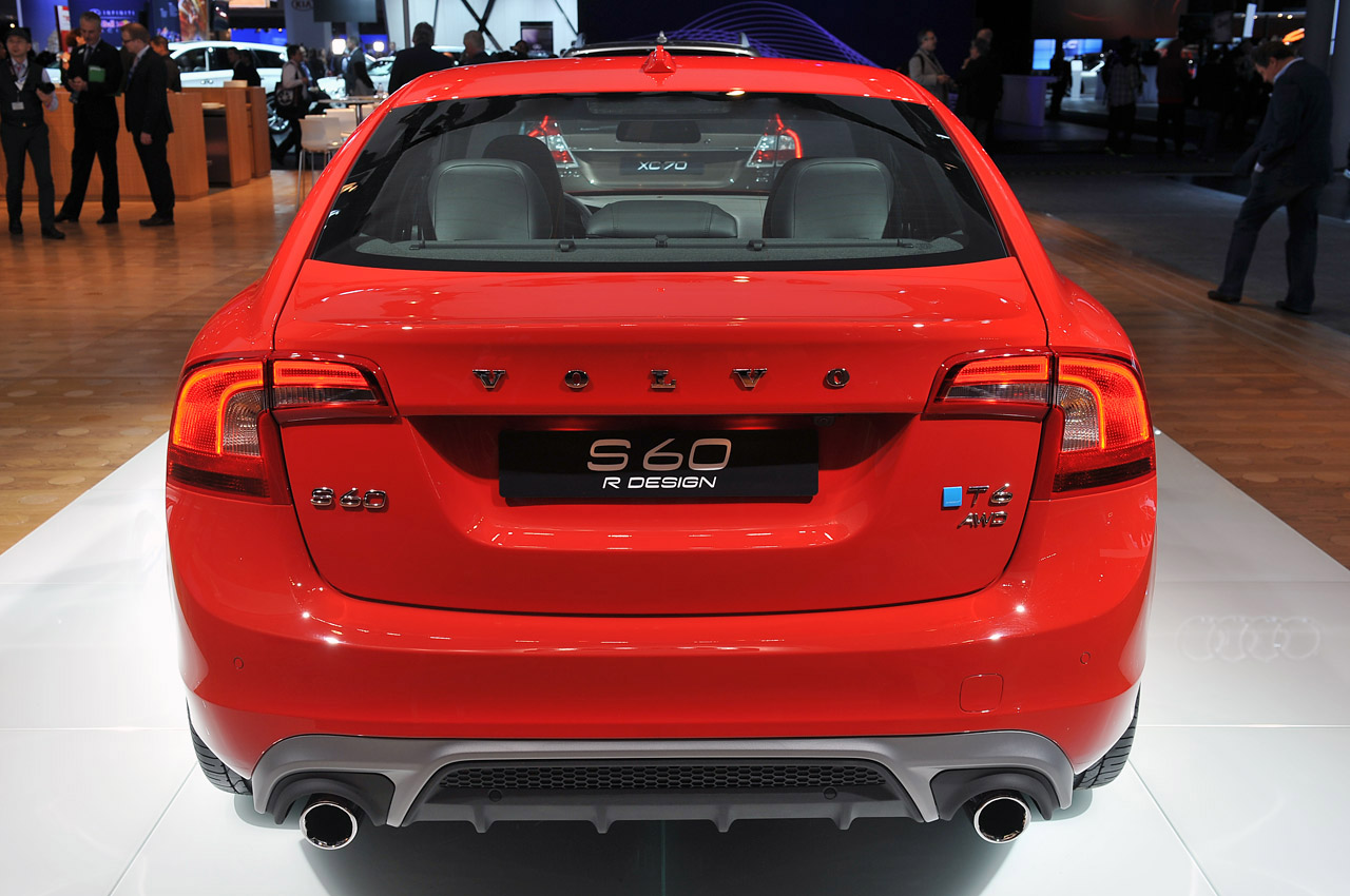 2014 Volvo S60 R-Design - HD Pictures @ carsinvasion.com