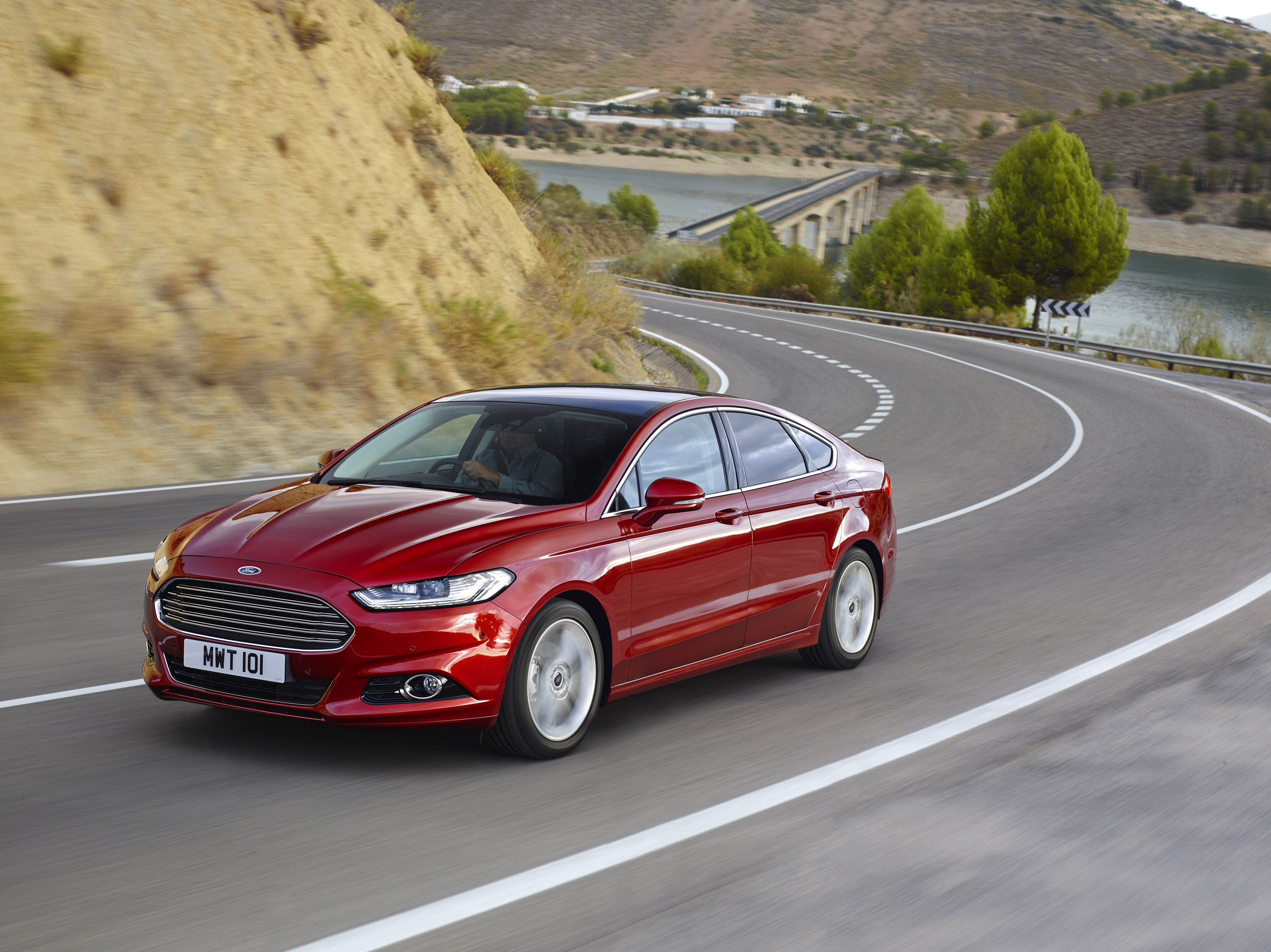 2015 Ford Mondeo - HD Pictures @ carsinvasion.com