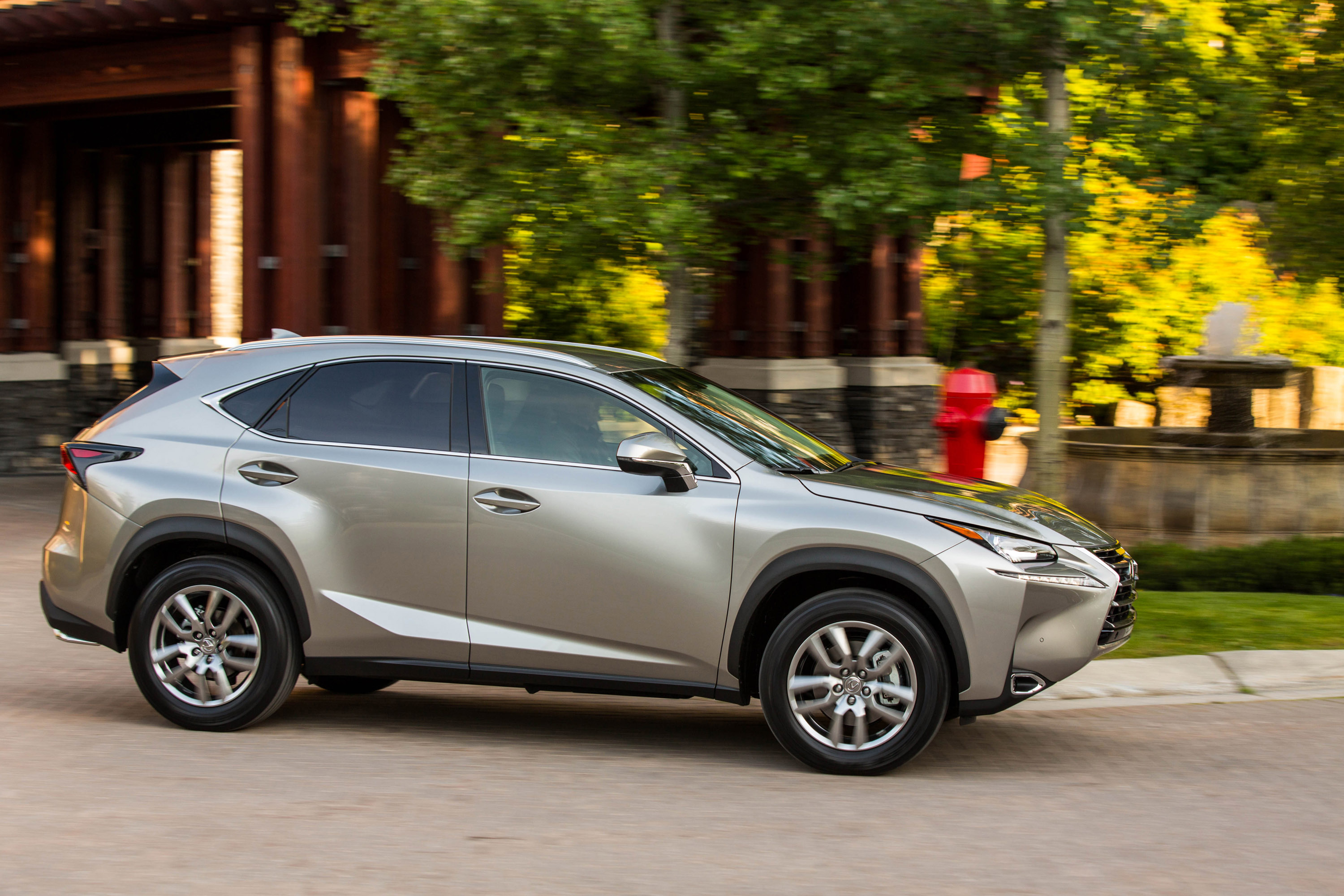 2015 Lexus NX - HD Pictures @ carsinvasion.com
