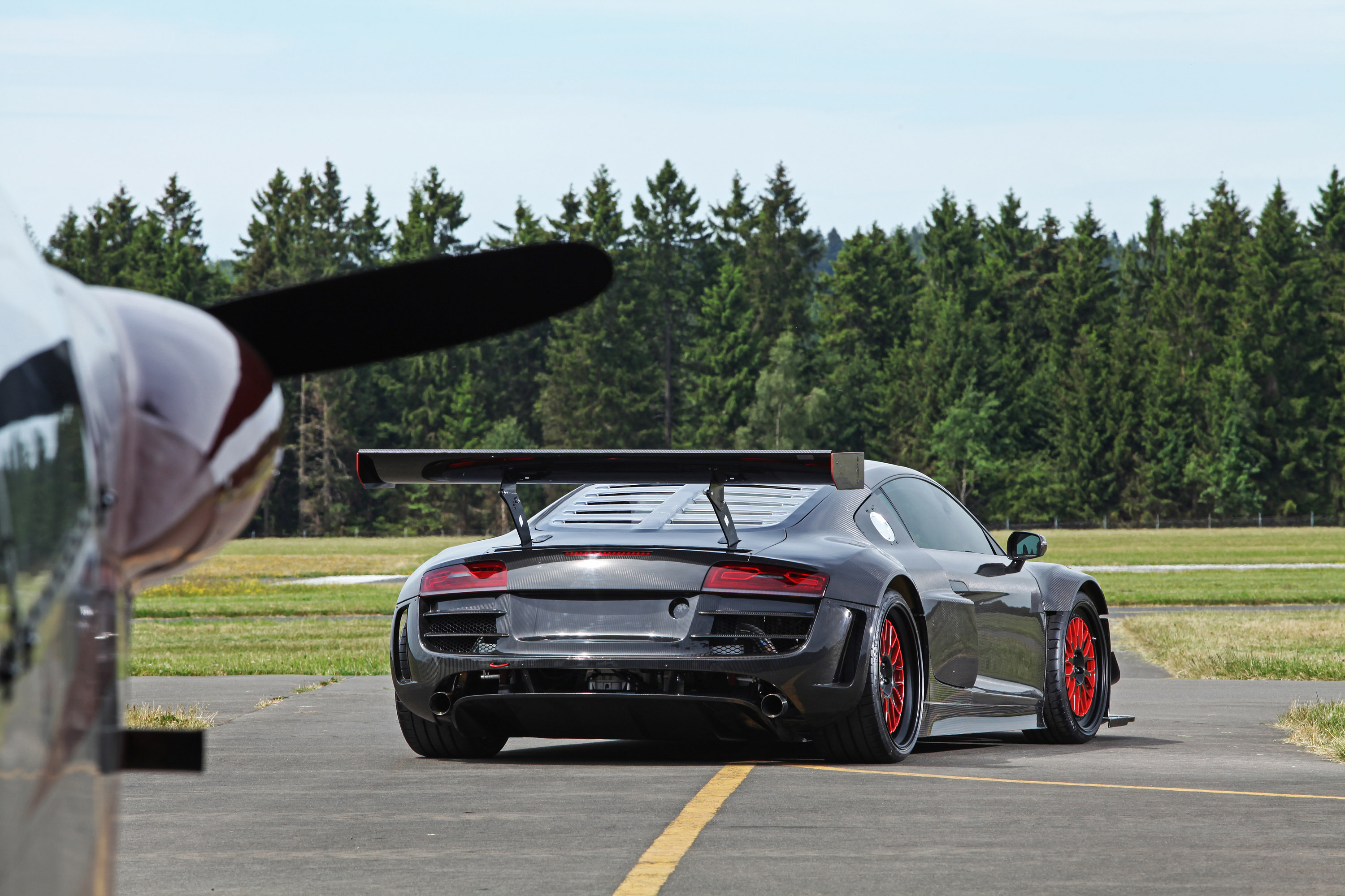 2015 Recon MC8 Audi R8 V10 Plus - HD Pictures @ carsinvasion.com