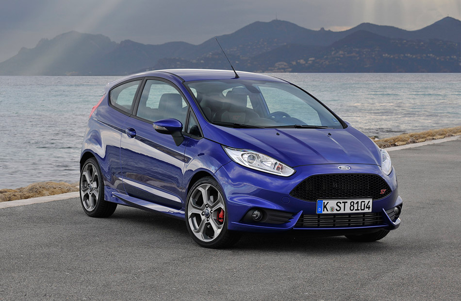 2013 Ford Fiesta ST - HD Pictures @ carsinvasion.com